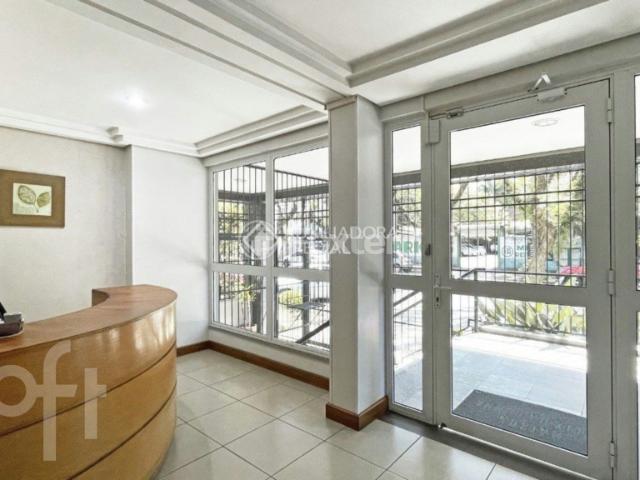 Apartamento com 2 dormitórios em Porto Alegre