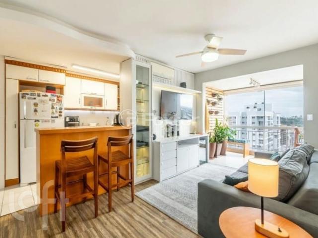Apartamento com 2 dormitórios em Porto Alegre
