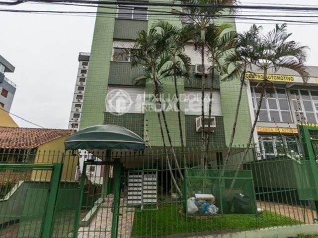 Apartamento com 2 dormitórios em Porto Alegre