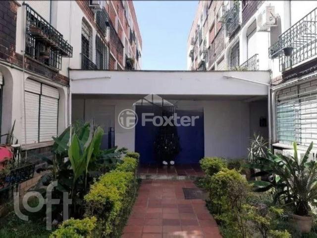 Apartamento com 2 dormitórios em Porto Alegre