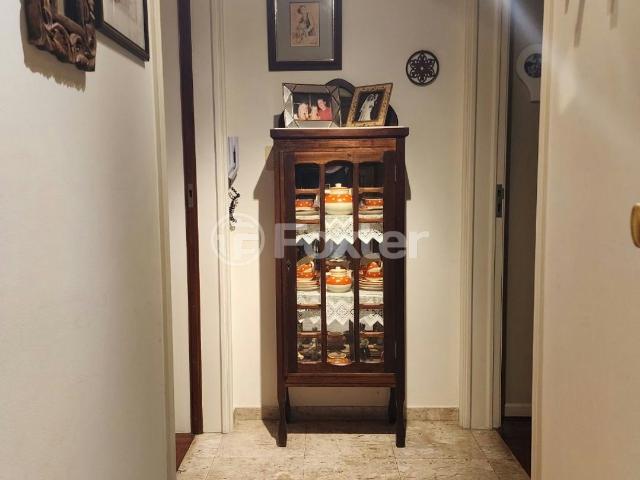 Apartamento com 2 dormitórios em Porto Alegre