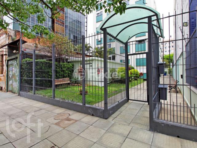 Apartamento com 2 dormitórios em Porto Alegre