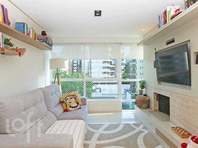 Apartamento com 2 dormitórios em Porto Alegre