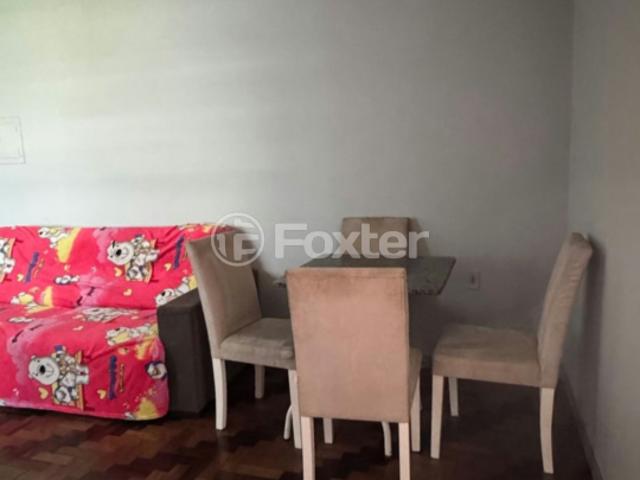 Apartamento com 2 dormitórios em Porto Alegre