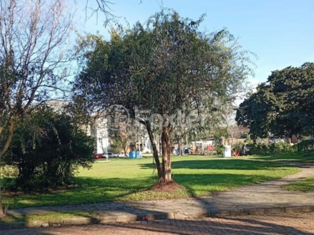 Apartamento com 2 dormitórios em Porto Alegre