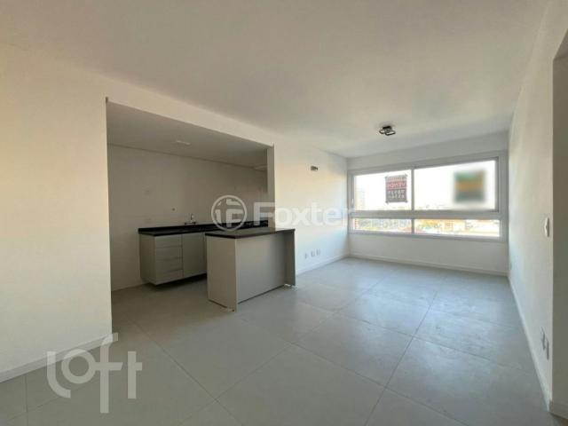 Apartamento com 2 dormitórios em Porto Alegre
