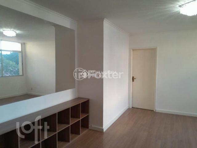 Apartamento com 2 dormitórios em Porto Alegre