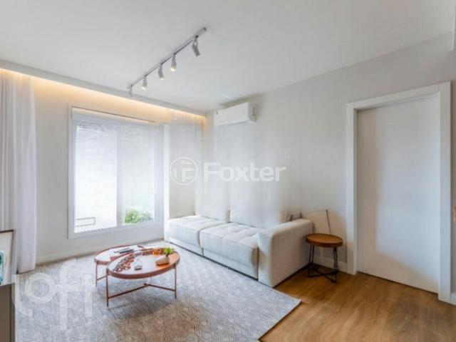Apartamento com 2 dormitórios em Porto Alegre