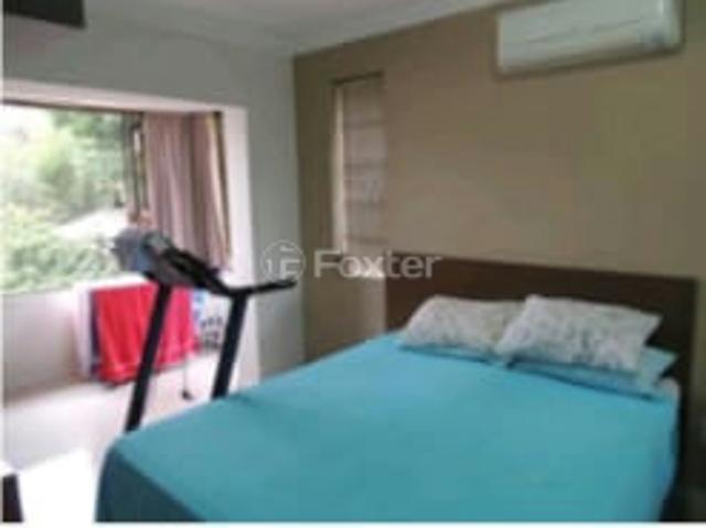 Apartamento com 2 dormitórios em Porto Alegre