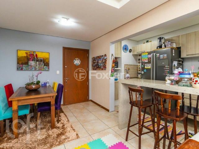 Apartamento com 2 dormitórios em Porto Alegre