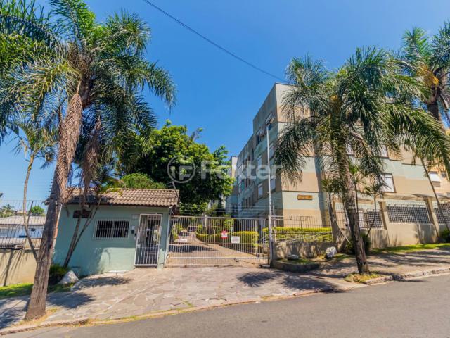 Apartamento com 2 dormitórios em Porto Alegre