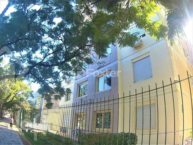 Apartamento com 2 dormitórios em Porto Alegre