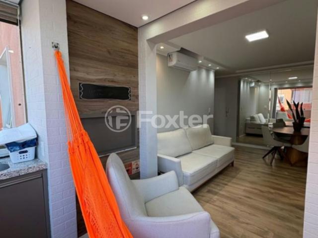 Apartamento com 2 dormitórios em Porto Alegre