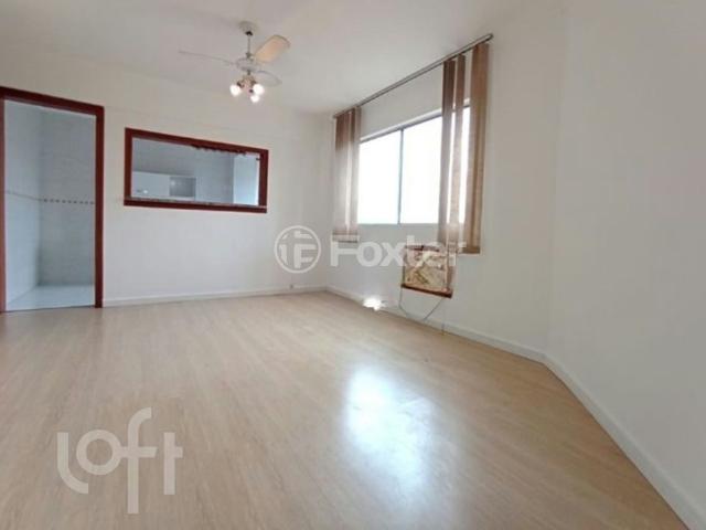 Apartamento com 2 dormitórios em Porto Alegre