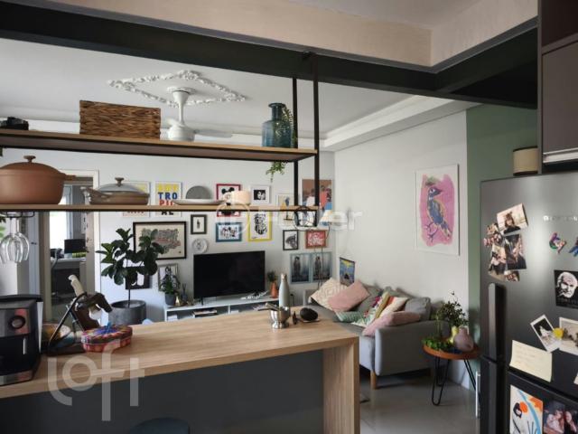 Apartamento com 2 dormitórios em Porto Alegre
