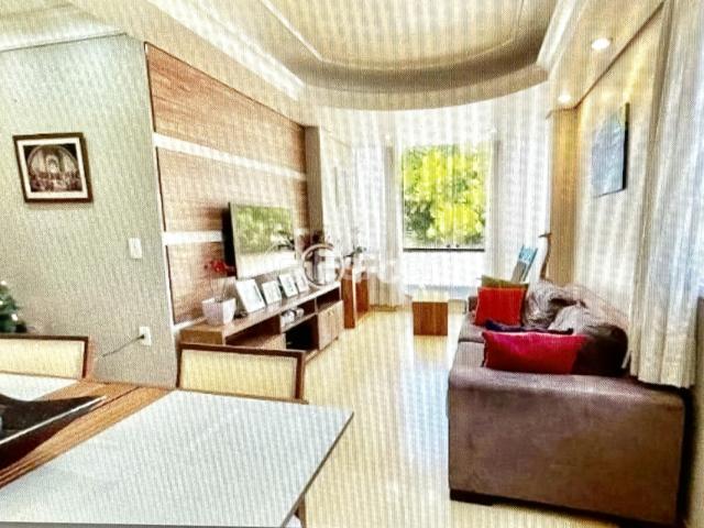 Apartamento com 2 dormitórios em Porto Alegre