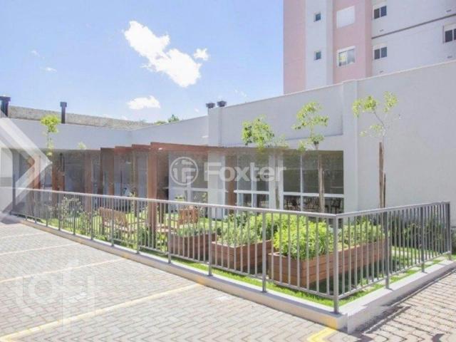 Apartamento com 2 dormitórios em Porto Alegre