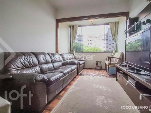 Apartamento com 2 dormitórios em Porto Alegre