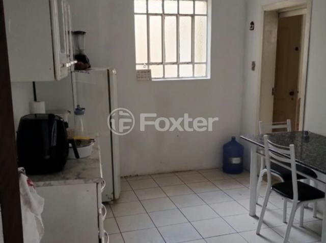 Apartamento com 2 dormitórios em Porto Alegre