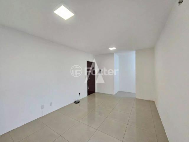 Apartamento com 2 dormitórios em Porto Alegre