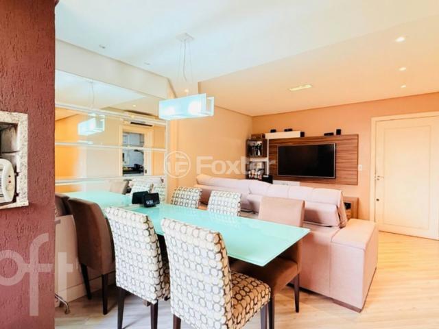 Apartamento com 2 dormitórios em Porto Alegre