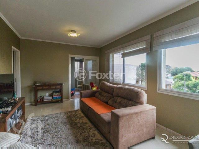 Apartamento com 2 dormitórios em Porto Alegre