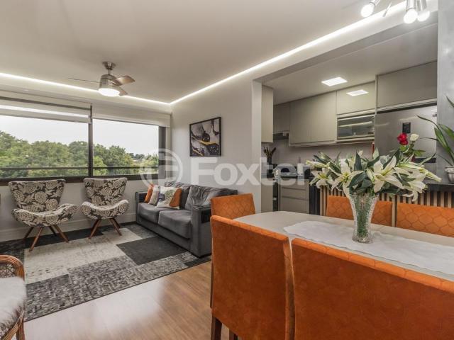 Apartamento com 2 dormitórios em Porto Alegre