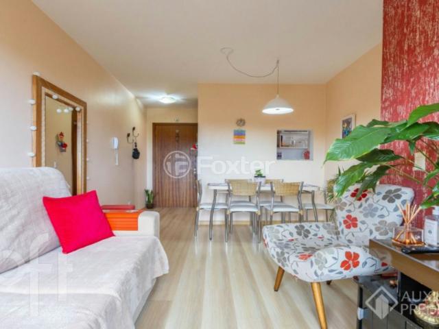 Apartamento com 2 dormitórios em Porto Alegre