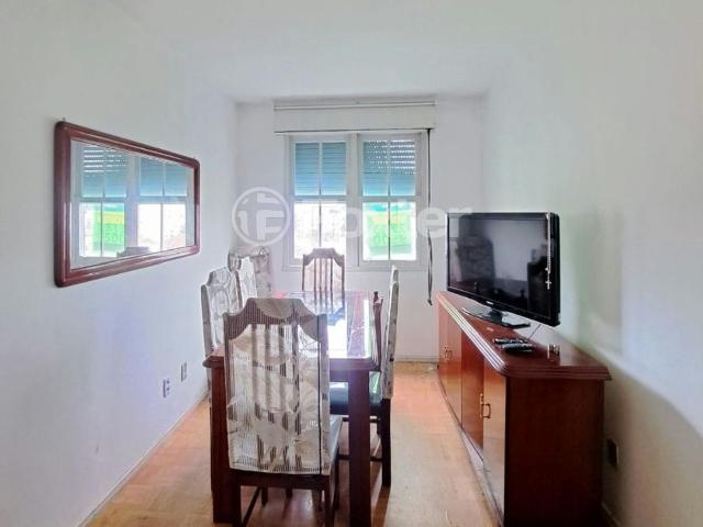 Apartamento com 2 dormitórios em Porto Alegre