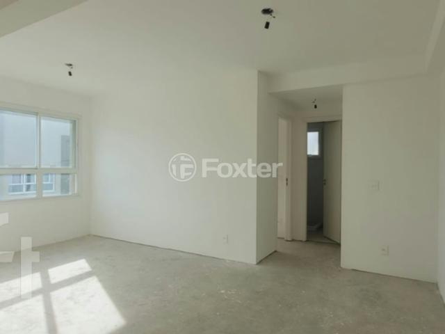 Apartamento com 2 dormitórios em Porto Alegre