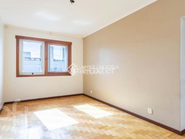 Apartamento com 2 dormitórios em Porto Alegre