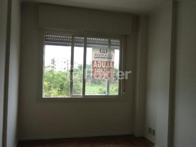 Apartamento com 2 dormitórios em Porto Alegre