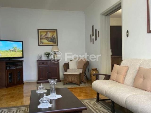 Apartamento com 2 dormitórios em Porto Alegre