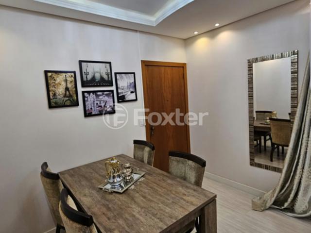 Apartamento com 2 dormitórios em Porto Alegre