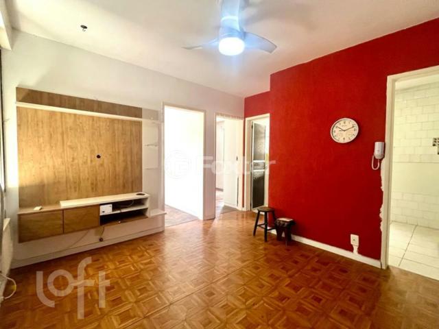 Apartamento com 2 dormitórios em Porto Alegre