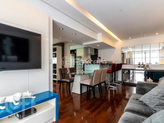 Apartamento com 2 dormitórios em Porto Alegre
