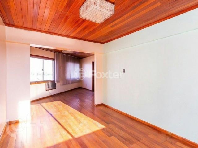 Apartamento com 2 dormitórios em Porto Alegre