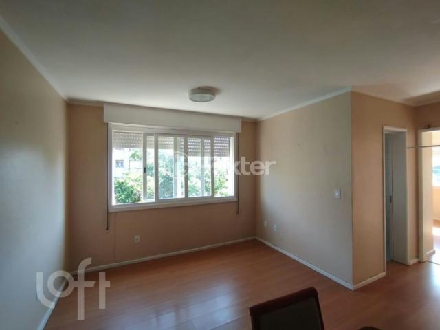 Apartamento com 2 dormitórios em Porto Alegre