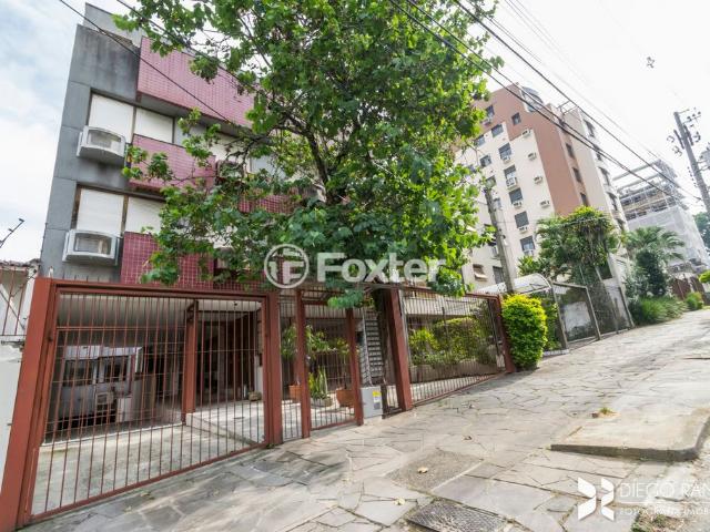 Apartamento com 2 dormitórios em Porto Alegre