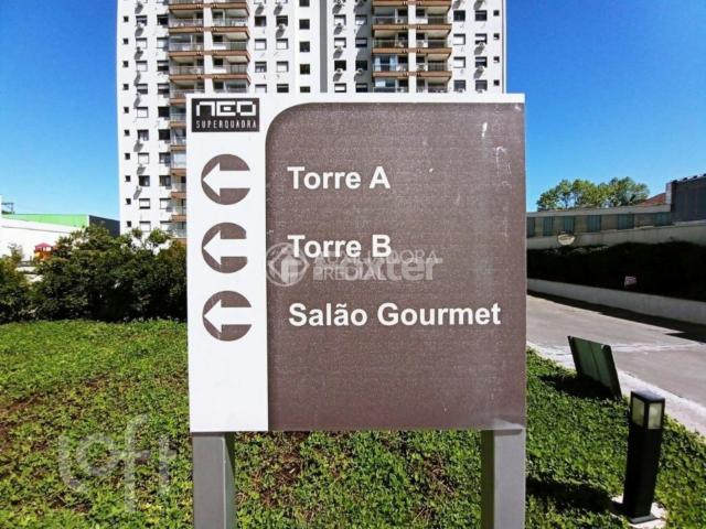 Apartamento com 2 dormitórios em Porto Alegre