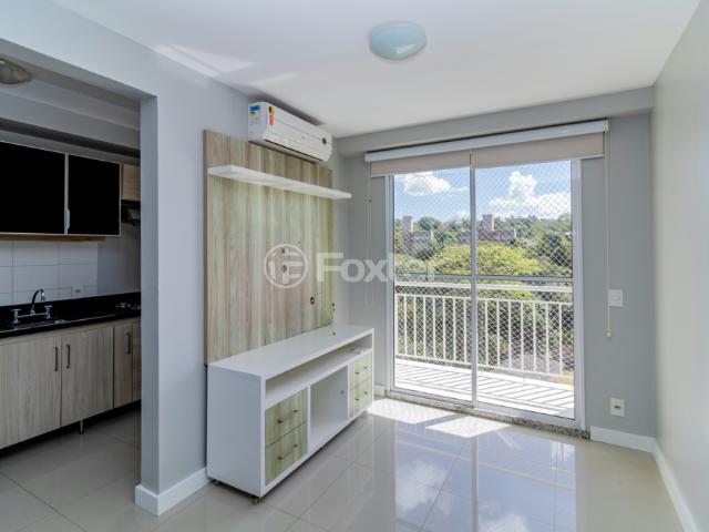 Apartamento com 2 dormitórios em Porto Alegre