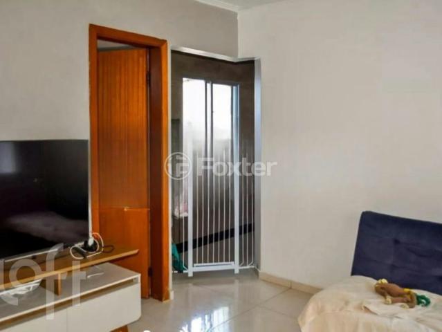 Apartamento com 2 dormitórios em Porto Alegre