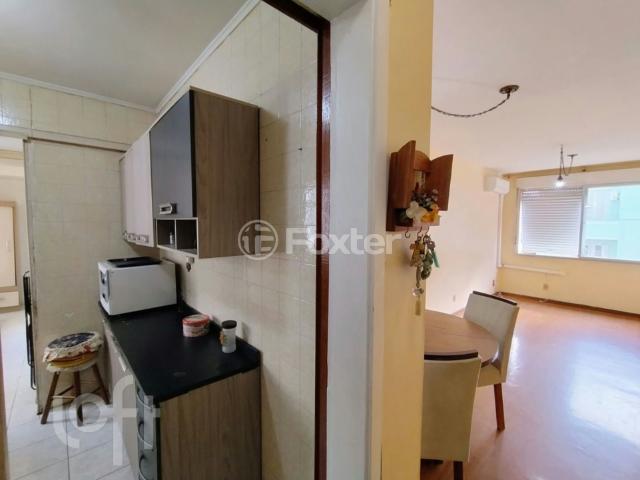 Apartamento com 2 dormitórios em Porto Alegre