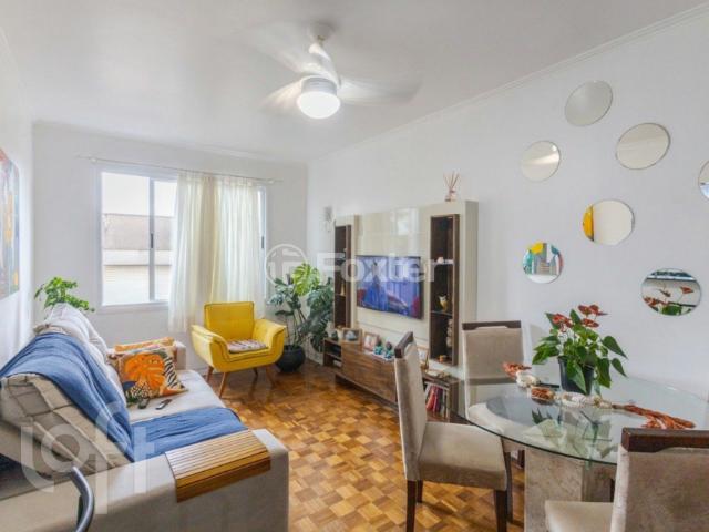 Apartamento com 2 dormitórios em Porto Alegre