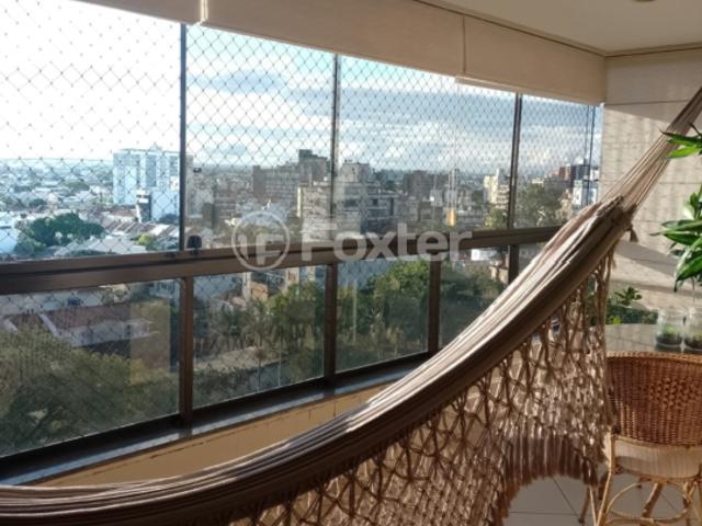 Apartamento com 2 dormitórios em Porto Alegre