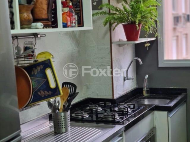Apartamento com 2 dormitórios em Porto Alegre