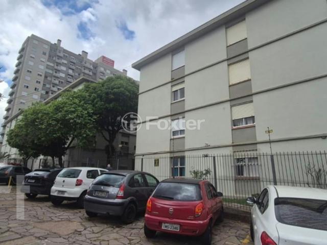Apartamento com 2 dormitórios em Porto Alegre