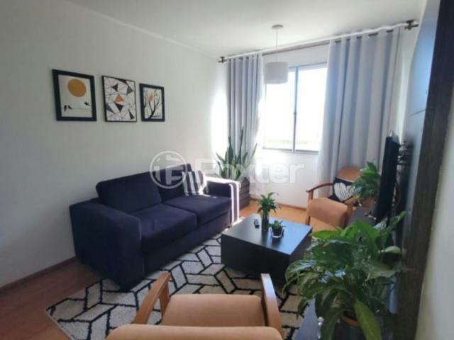 Apartamento com 2 dormitórios em Porto Alegre