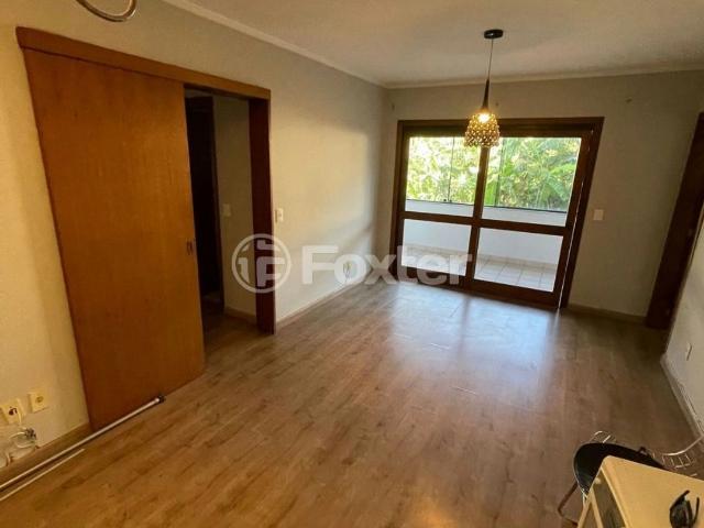 Apartamento com 2 dormitórios em Porto Alegre