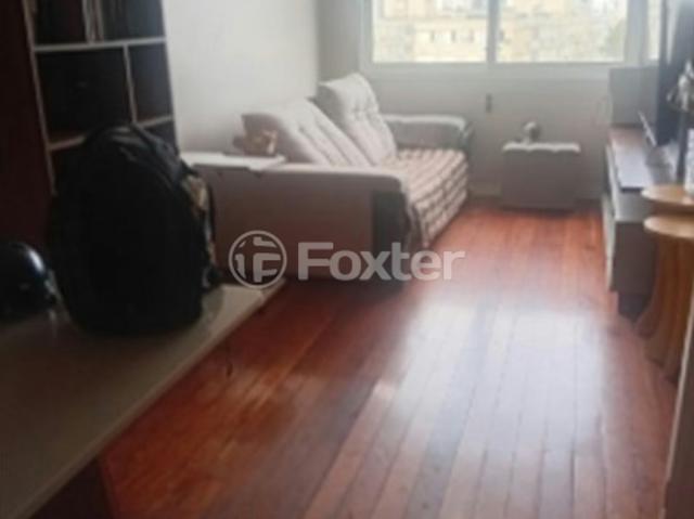 Apartamento com 2 dormitórios em Porto Alegre